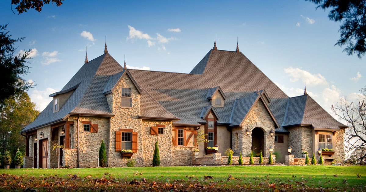 Old World Manor | Old World